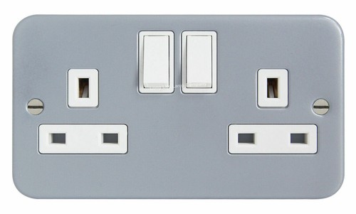 Metal Clad Twin Double Plug Socket 2 Gang 2G 13 Amp Outlet & Back Box ...