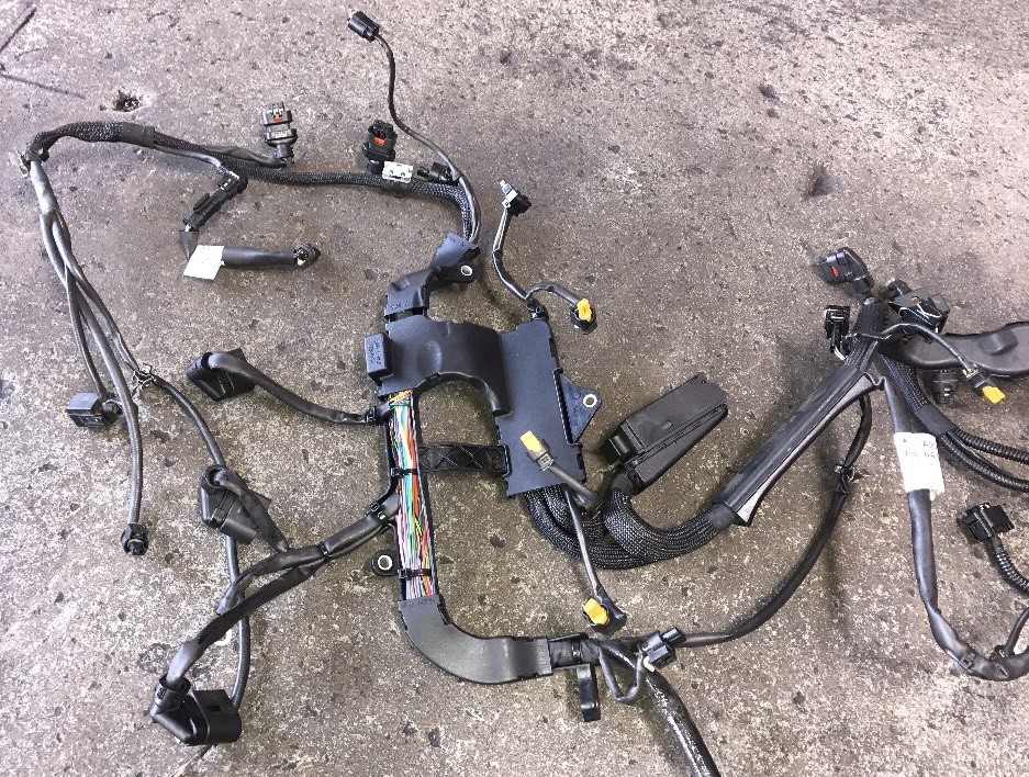 2009-2011 Mercedes-Benz ML350 Complete Engine Wire Harness A2720106445 ...