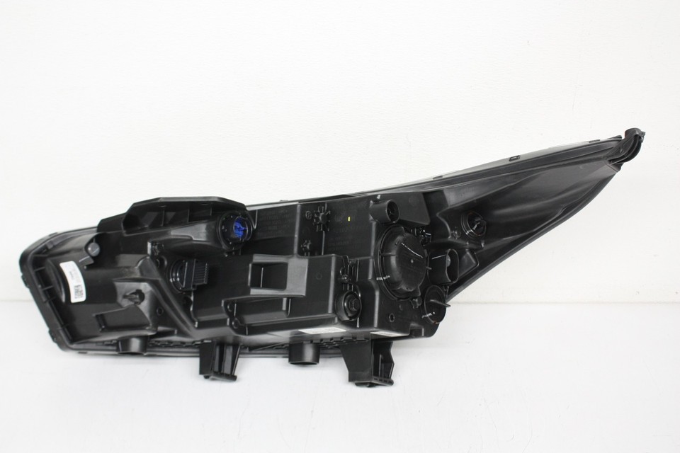 OEM Right Passenger Side Headlamp For Kia Forte GT-Line 92102-M7600 Tab ...