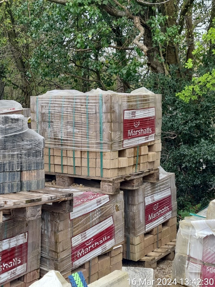 (1 PACK)MARSHALLS TEGULA TRADITIONAL COLOUR BLOCK PAVING MIXED SIZES ...