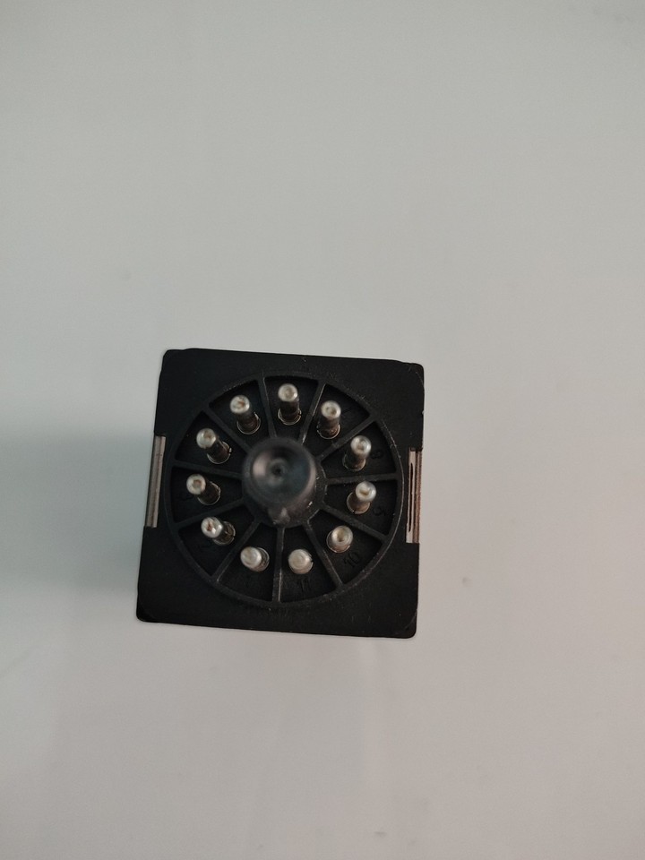 Relais Schrack MT3210C4 /24 Volt DC 8 Stk | eBay.de