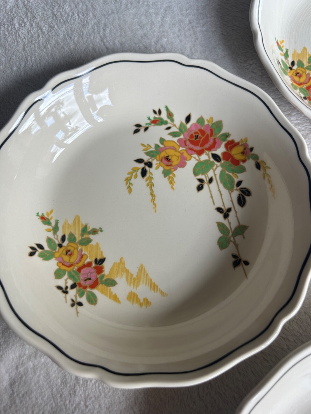 Royal Doulton Rosslyn Pattern D5399 Soup Bowls (set of 4) - 19.5CM ...