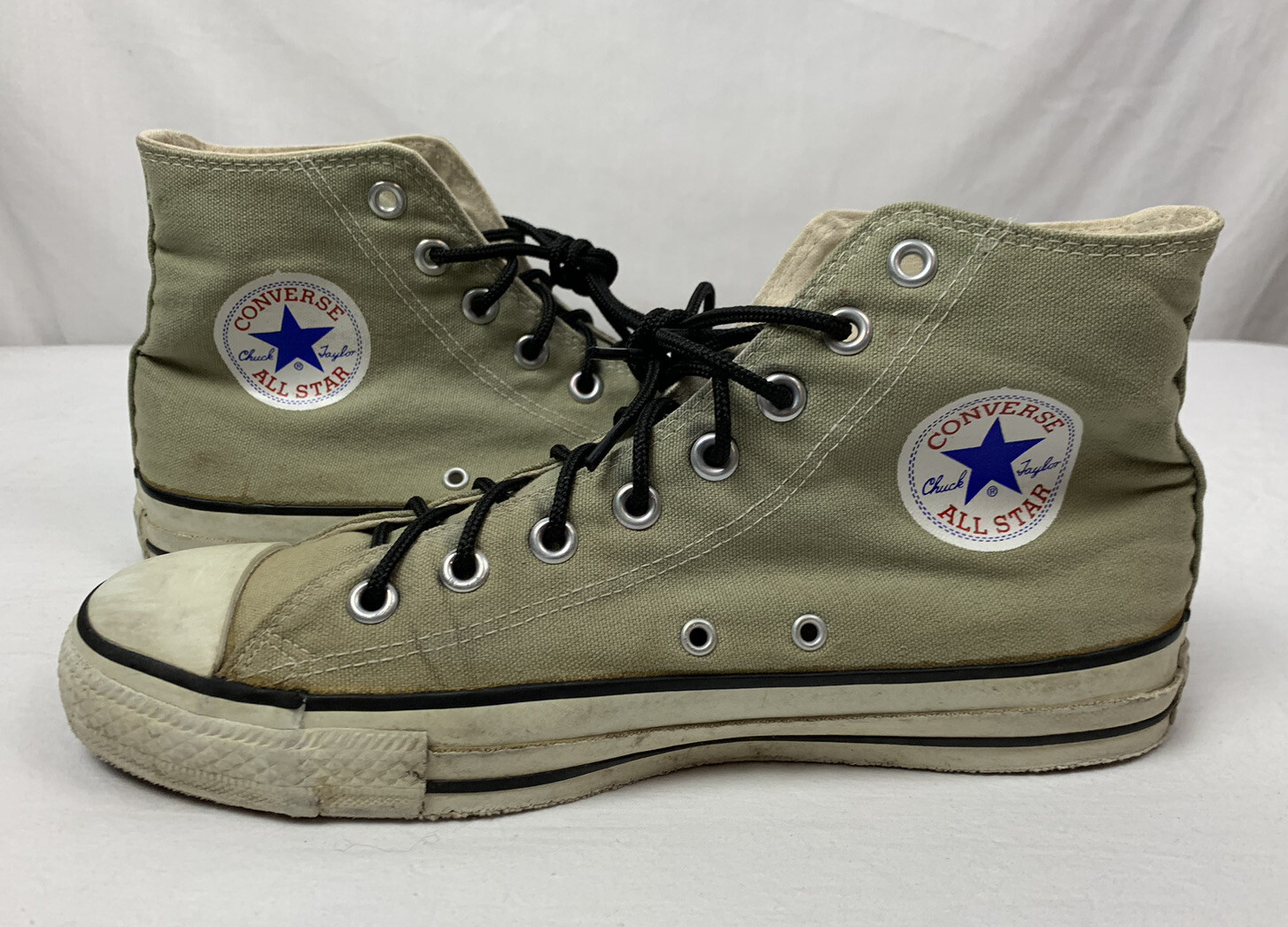 Vintage Converse All Star Chuck Taylor High Top Sneak… - Gem