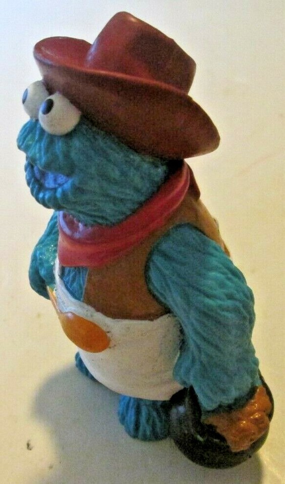 SESAME Street COOKIE MONSTER Cowboy with chow PVC Figure 3.25 ...