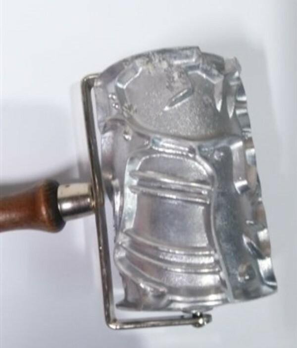 Vintage Monopol German Christmas Cookie Cutter Roller Press Geback ...