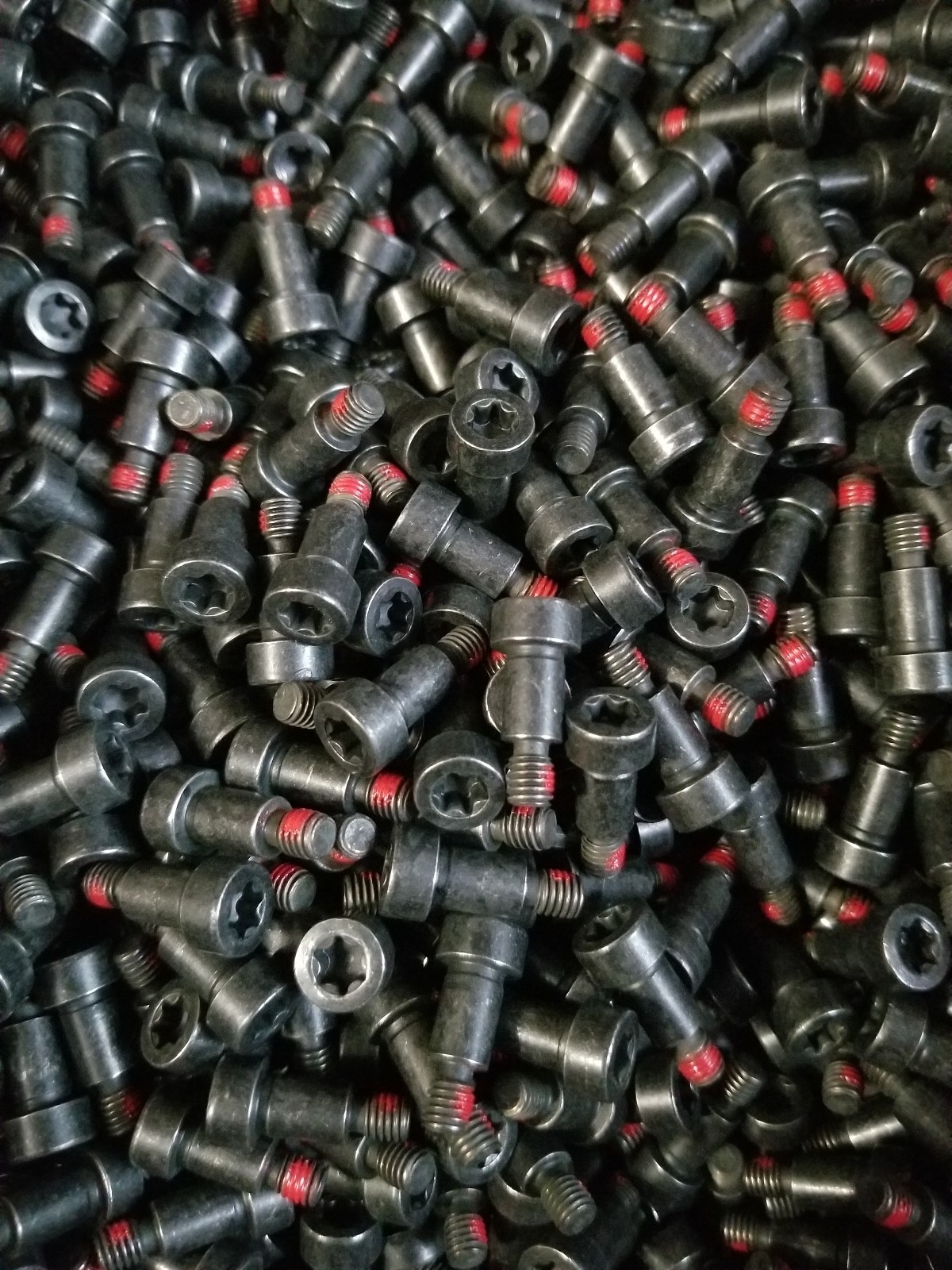 #10-32 Socket Shoulder Bolt 1/4 x 3/8 TORX Black Oxide Alloy Steel | eBay