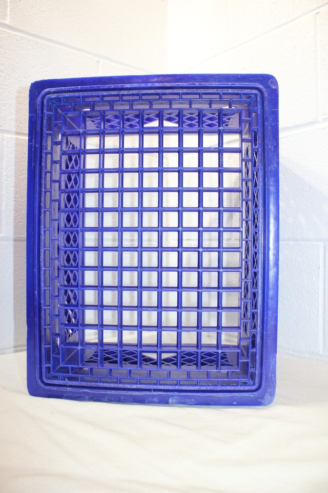 Vintage SUPERIOR Dairy Blue Plastic Milk Crate Medium 17x13x11 METAL ...
