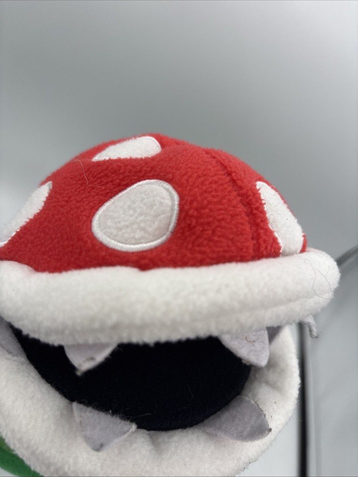 Super Mario Bros Petey Piranha Plant Hand Puppet Plush Nintendo Uncute ...