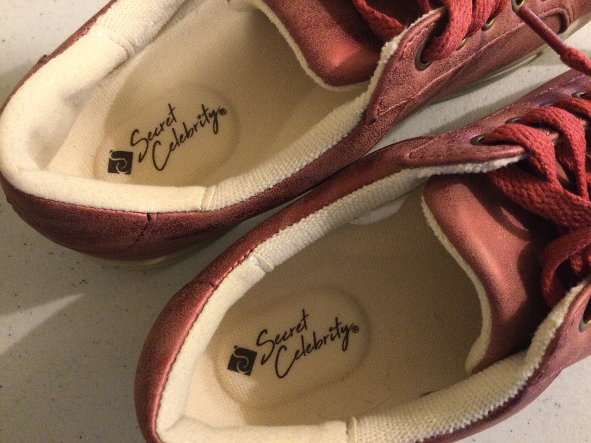 Secret Celebrity Shoes 60 Photos - Moonagedaydream.film