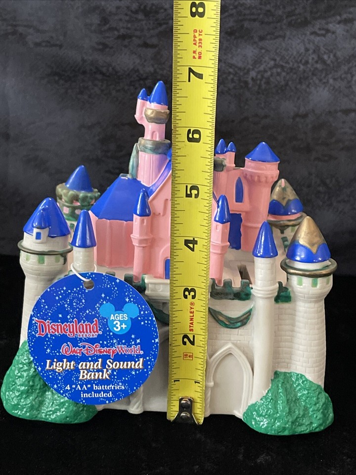 BRAND NEW Magic Kingdom 50th Anniversary Disney Castle Coin Bank Light ...