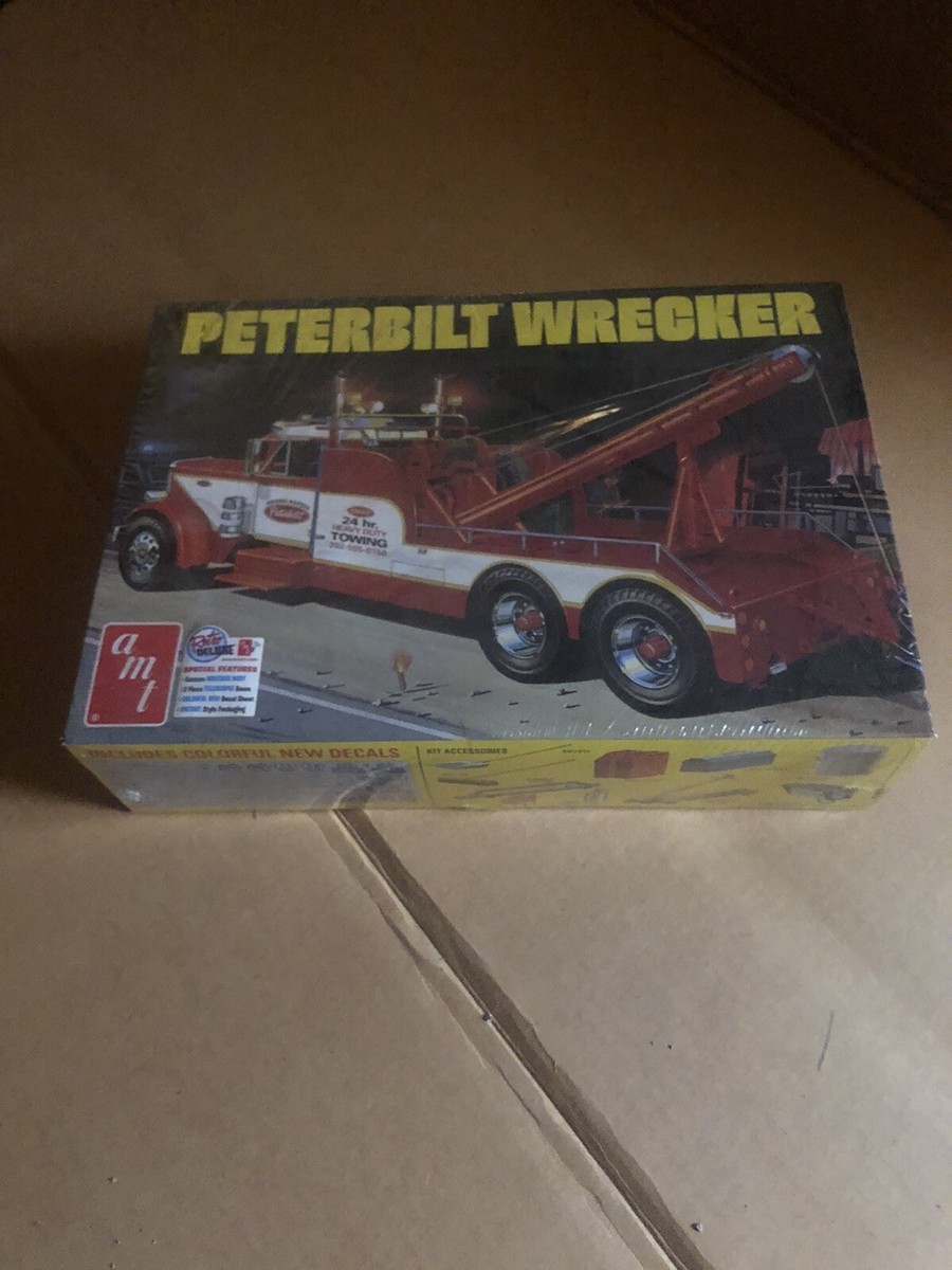 Model Wrecker Kits Peterbilt Wrecker (1/25) (fs)