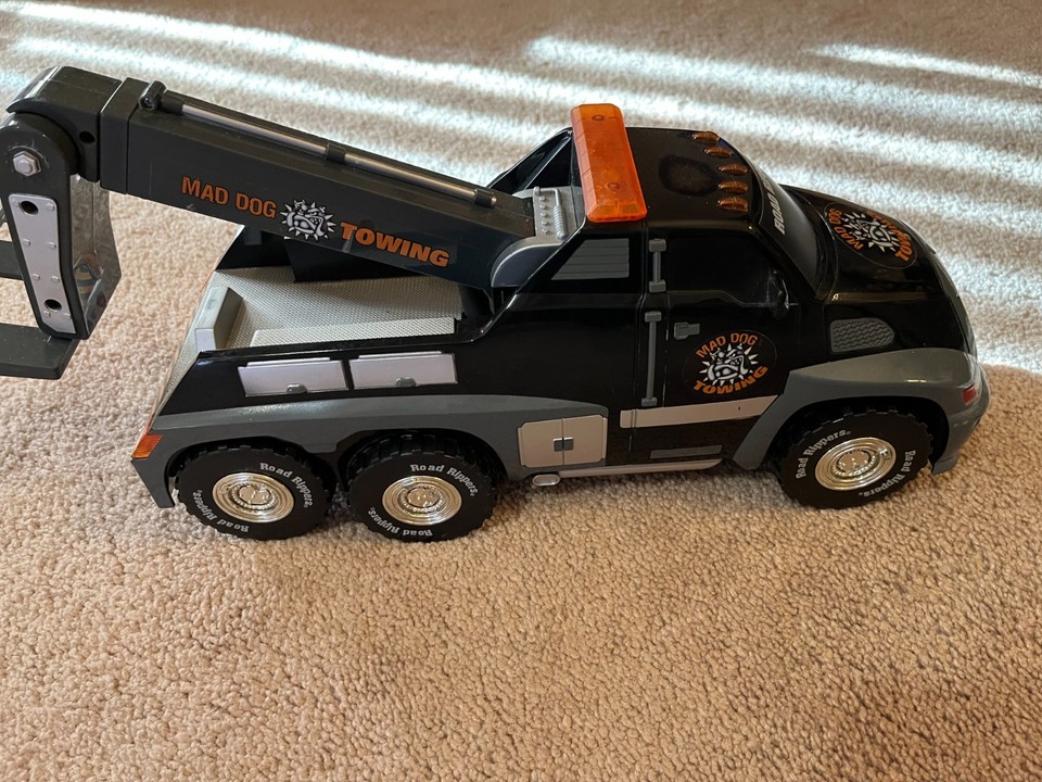 2011 Road Rippers City Service Fleet Tow Truck "Mad Dog Towing" | eBay