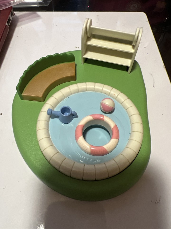 Calico Critters Sandbox & Pool With Slide And Ladder Twin Kittens Epoch ...