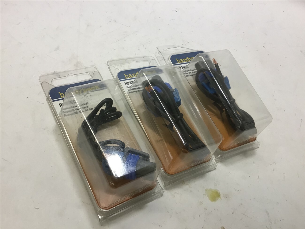 Handypack Hp3960 Headlight Socket Uses Bulb #9006 Lot Of 3 | eBay