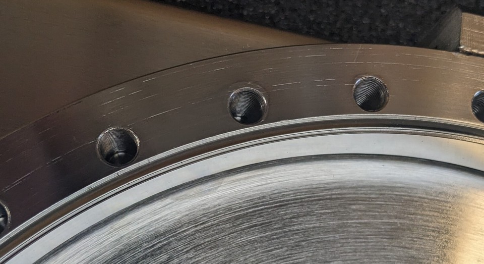 NEW MDC 14" conflat gate valve uhv vacuum GV12000-V-P mks amat lesker ...