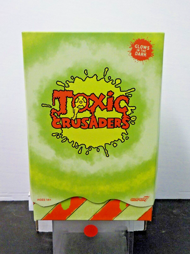 C0106 Super7 Ultimates Toxic Crusaders "Radiation Ranger (NYCC GITD ...