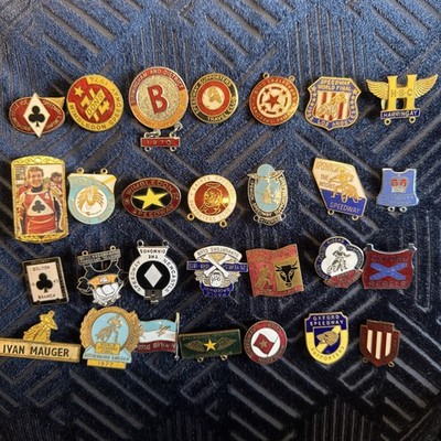 SPEEDWAY METAL BADGES X28VERY RARE COLLECTABLES no reserve auction LOT ...