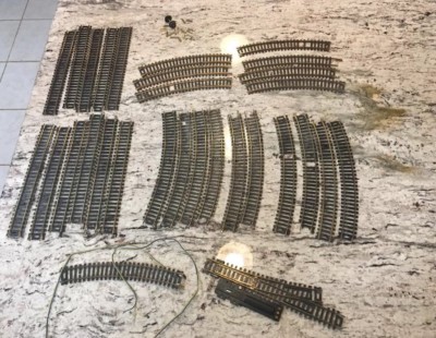 Lot of 30 Atlas Snap Track Curve Track, Straight Track Lot With Multi ...