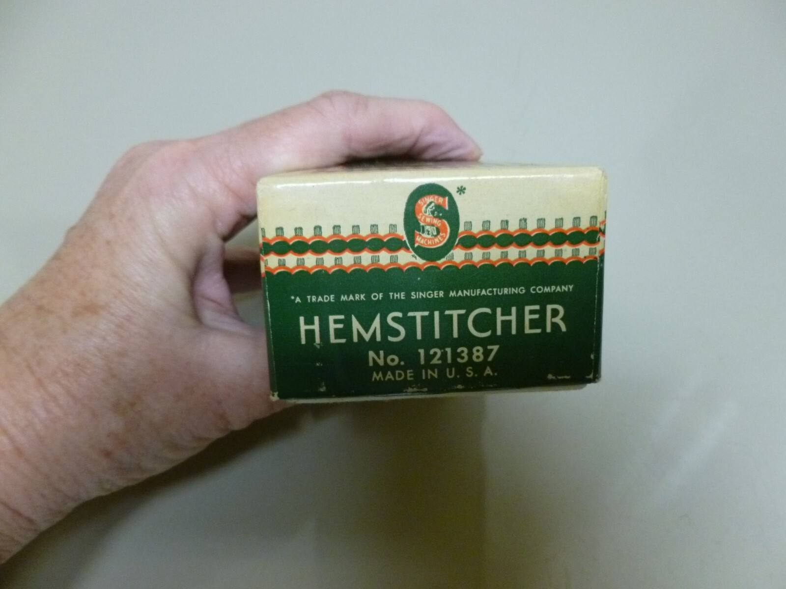 SINGER 121387 Hemstitcher Picot Attachment for sale online | eBay