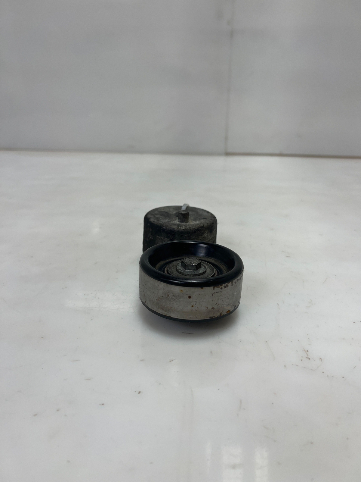 Nissan 4.0L Accessory Belt Tensioner Xterra Pathfinder Frontier OEM ...