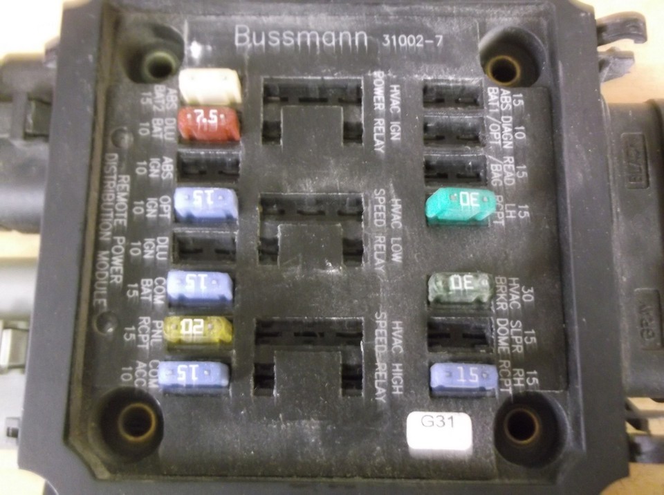 Bussman 31002-7 Fuse Power Distribution Block *FREE SHIPPING* | eBay
