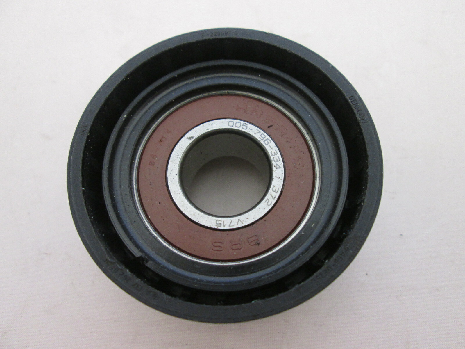 Mercedes-Benz OM642 Umlenkrolle Zylinderkurbelgehäuse A6422001070 ...