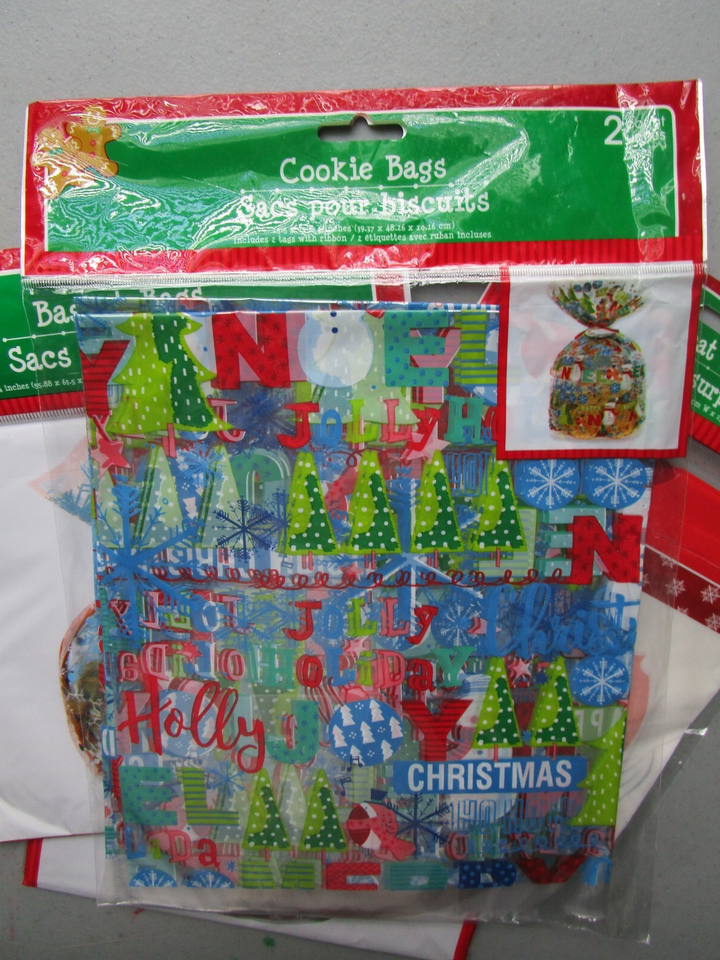 Big Lot of Assorted Gift Bags, Treat Bags, Basket Bags, and Cookie Bags ...