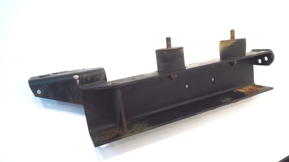 OEM Grasshopper Woods KUBOTA ENGINE LOWER MOUNTS 643604 643605 fits 721 ...
