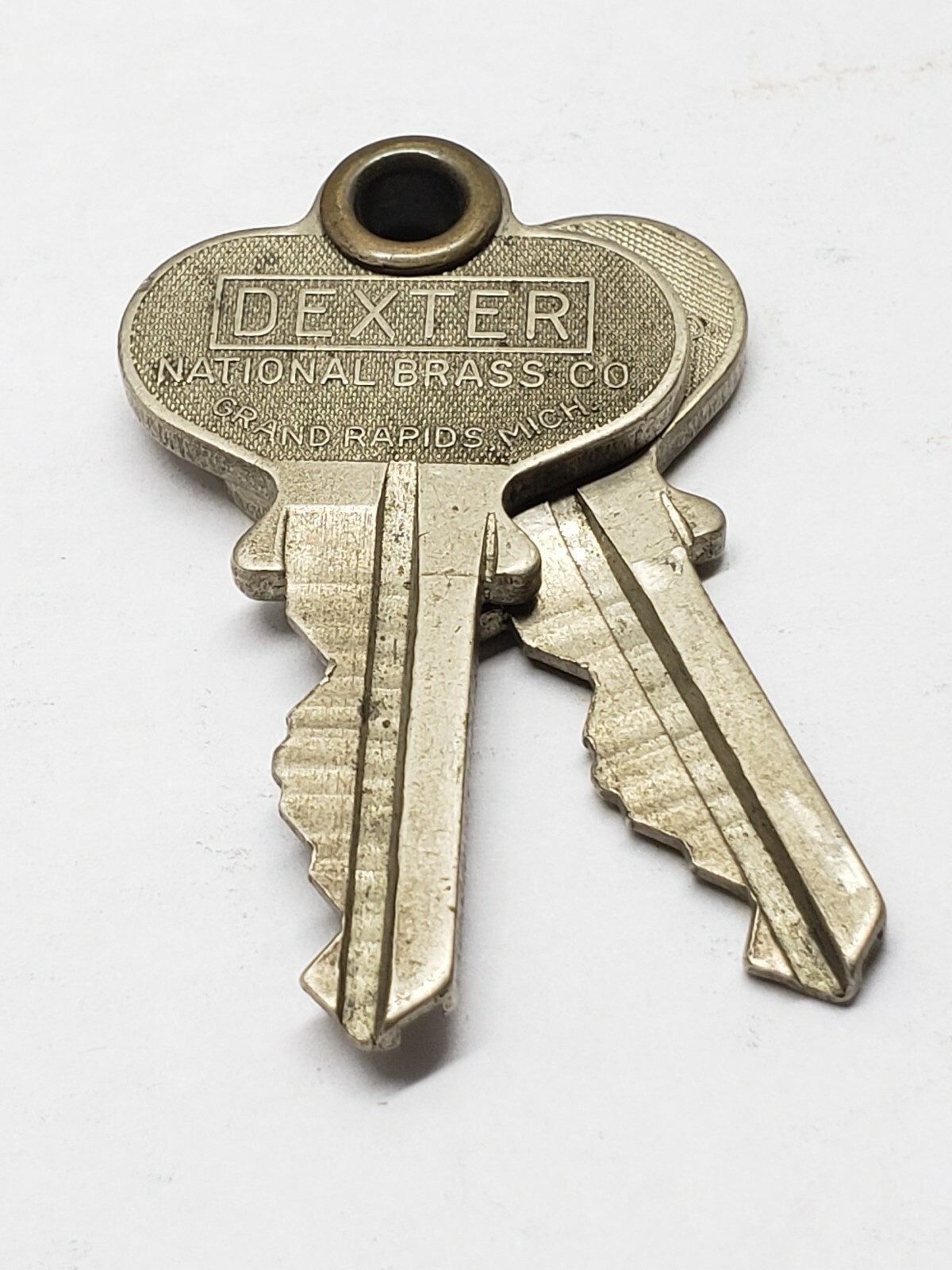 Dexter brand cut keys, pinned together, B1324, locksmith | eBay