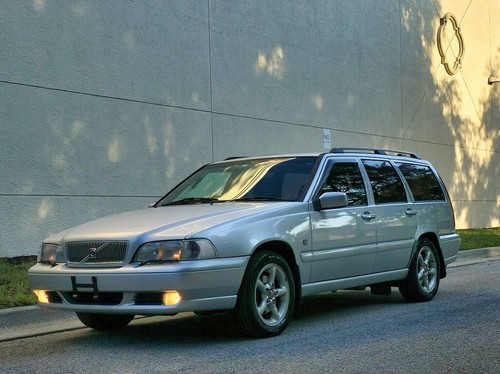 1999 Volvo V70 2.4T A SR 5dr Wgn AWD w/Sunroof | eBay