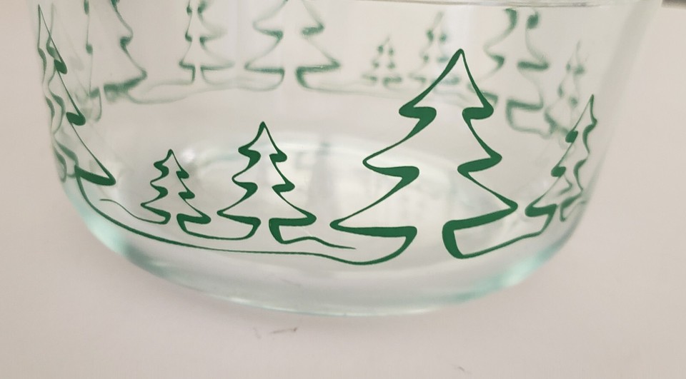 PYREX 1 qt Christmas Tree Clear Glass Bowl Green Forest Landscape ...
