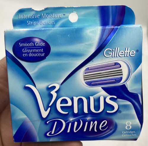 Gillette Venus Divine Razor Cartridges 8 Pack Brand NEW FREE SHIPPING ...