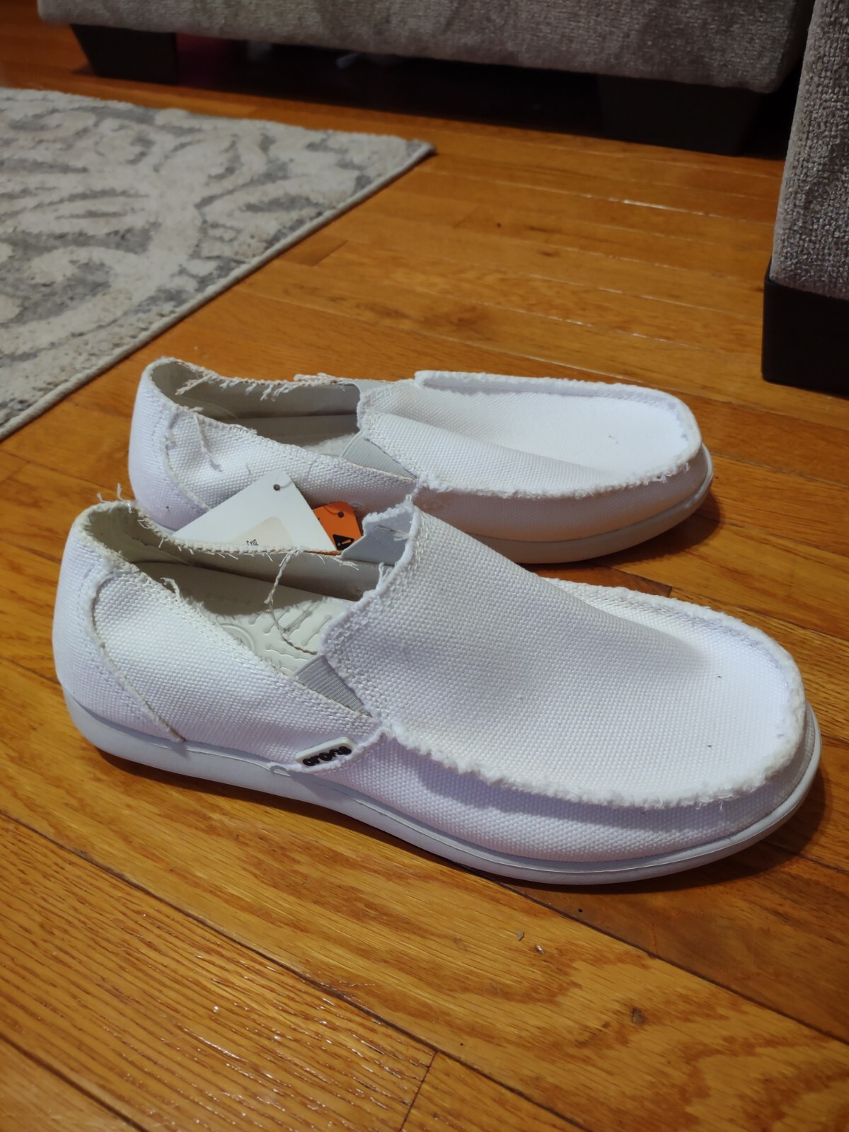 Sepatu Crocs