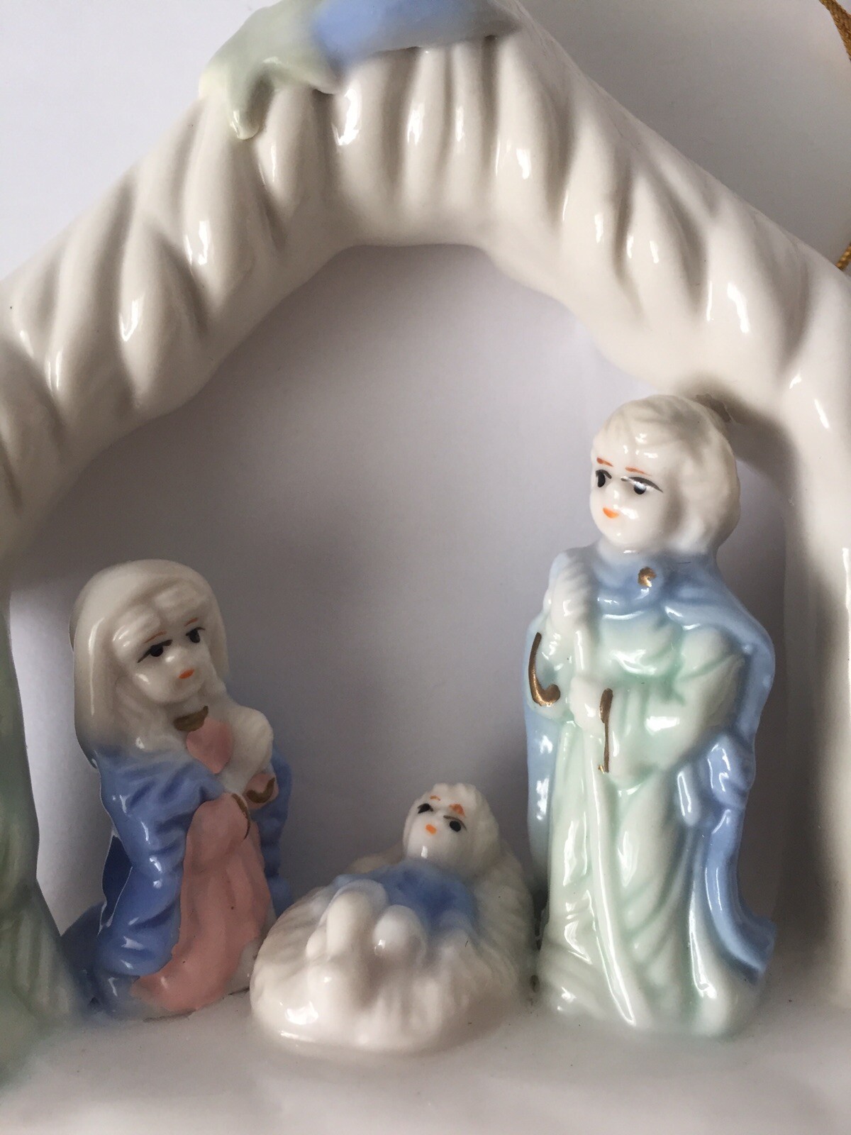 Autom China Nativity Ornament Baby Jesus In Manger Christmas Porcelain ...