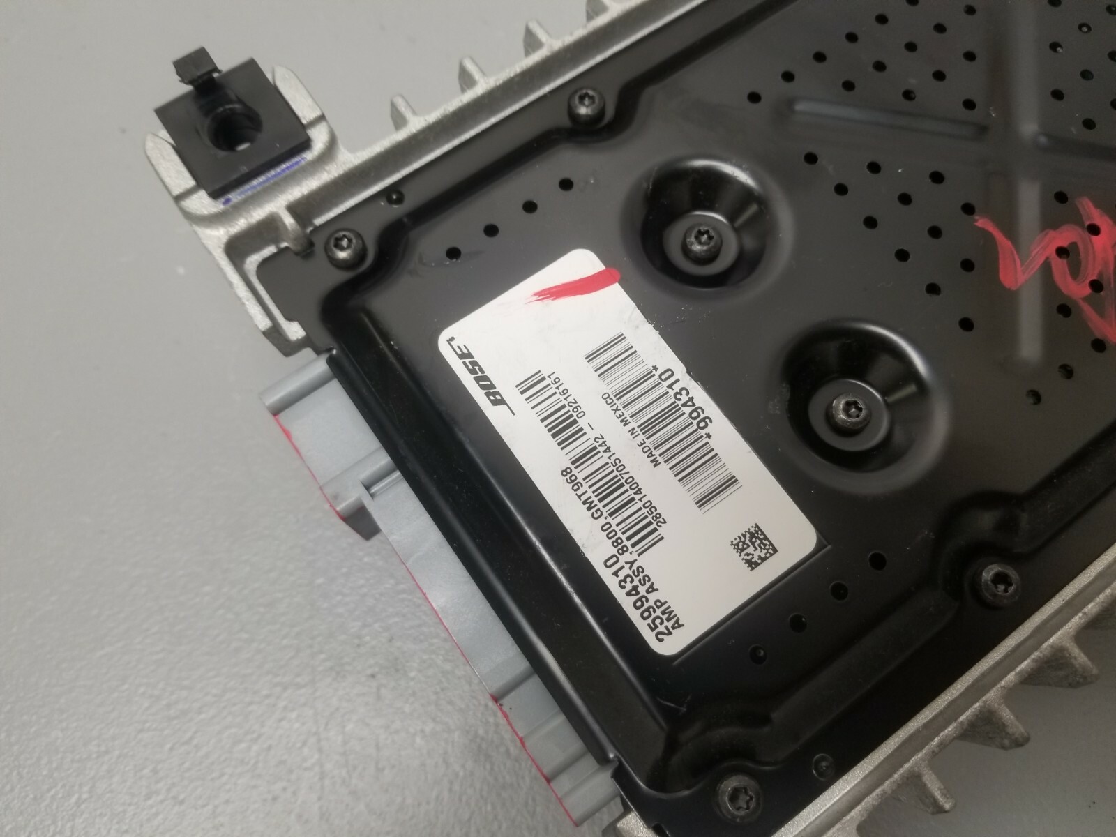 2007-2012 Acadia Traverse Enclave Bose Amplifier Stereo Amp 25994310 | eBay