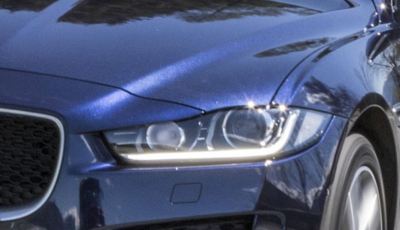 BASF Touch Up Paint Bottle for Jaguar Land Rover *1AM* *JBM* Loire Blue ...