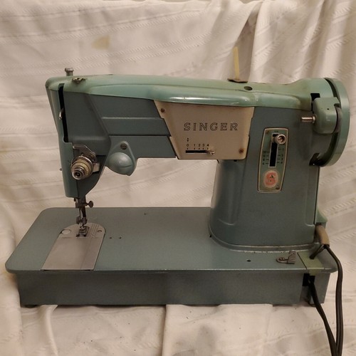 Vintage Singer Sewing Machine 327K SN: EV862531 | eBay