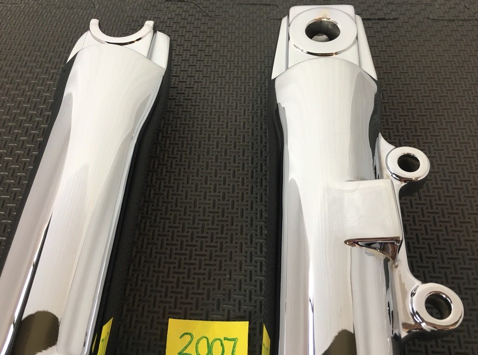 HARLEY FLSTF Heritage FATBOY SOFTAIL CHROME FORK LOWER LEGS 2008 -17 ...