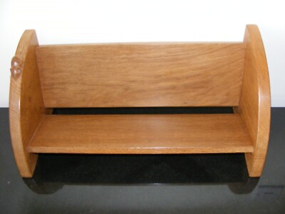 ORIGINAL ROBERT MOUSEMAN THOMPSON OAK BOOK TROUGH WITH SIGNITURE MOUSE ...