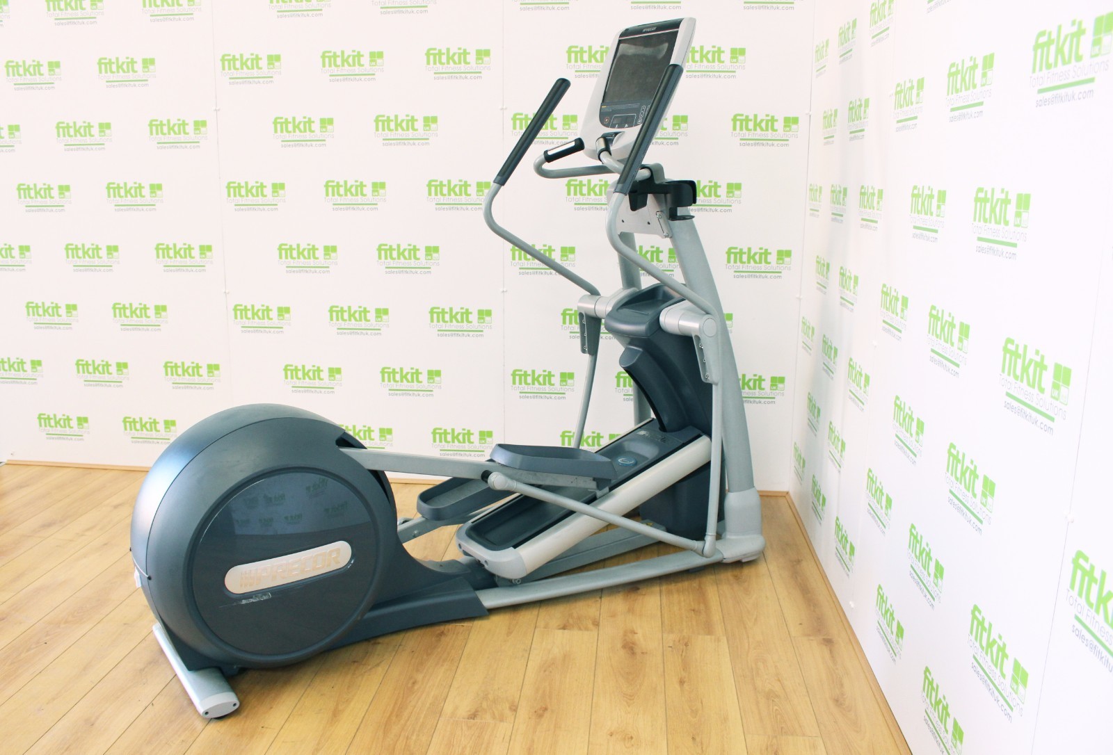 Precor EFX Elliptical Cross Trainer 885 with P80 Commercial Gym ...