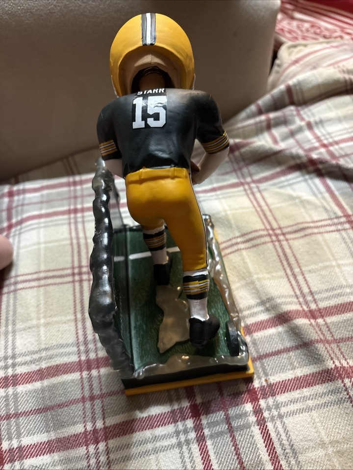 Bart Starr Green Bay Packers Ice Bowl Special Edition Bobblehead NFL ...