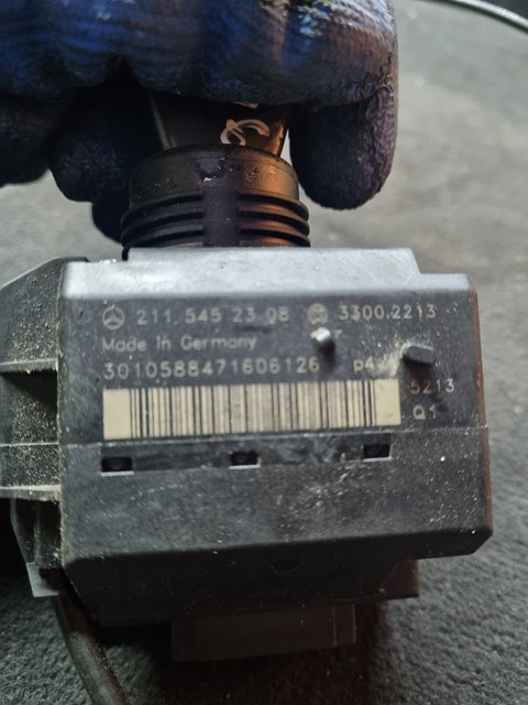 MERCEDES W211 E Class Smart Key Ignition Switch OEM 2115452308 F10 for ...