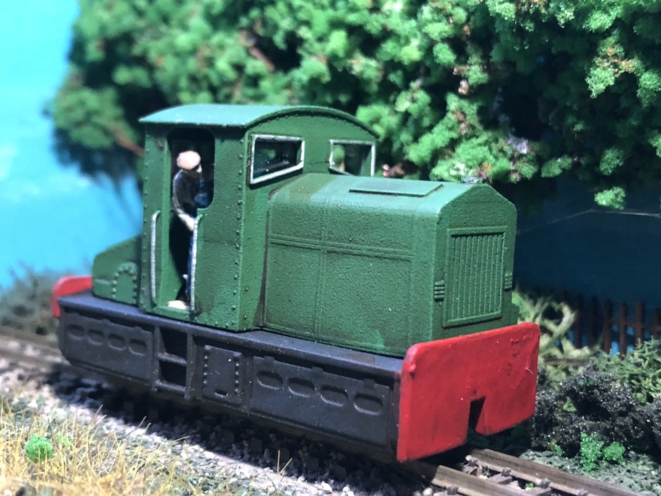 009 Armstrong Whitworth Diesel Narrow Gauge Loco for KATO 109 - OO9 ...