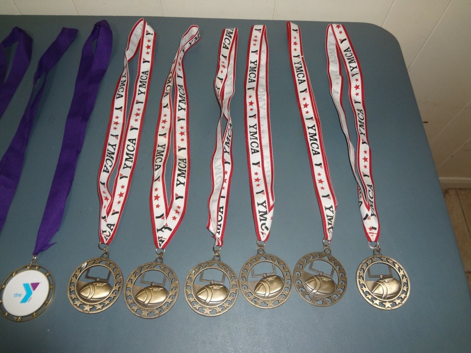 13 Youth flag football medals 10 YMCA | eBay