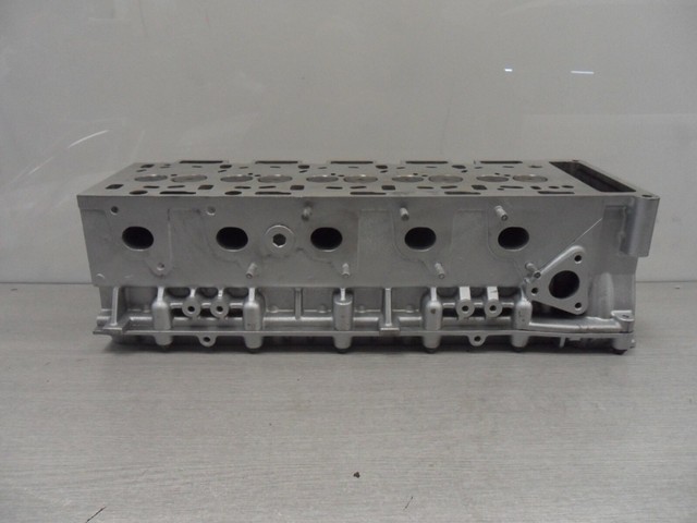 Land Rover Td5 Cylinder Head 10p and More Spares for sale online | eBay