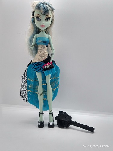 Monster High Doll - Frankie Stein - Missing Right Forearm & Hand | eBay