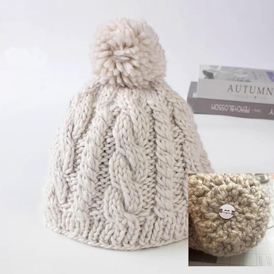 Removable Pom Poms Buttons for Hats, 50PCS Pom Pom Holder Knitted ...