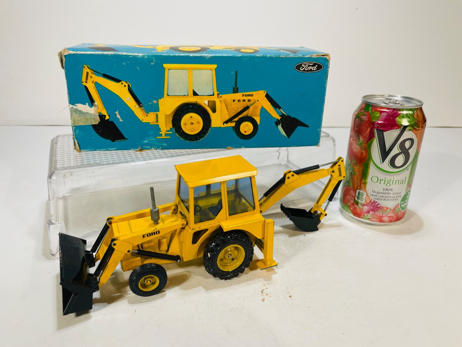 Vintage 1980s NIB NZG Ford 4550 Tractor Backhoe Loader 1:32 Diecast ...