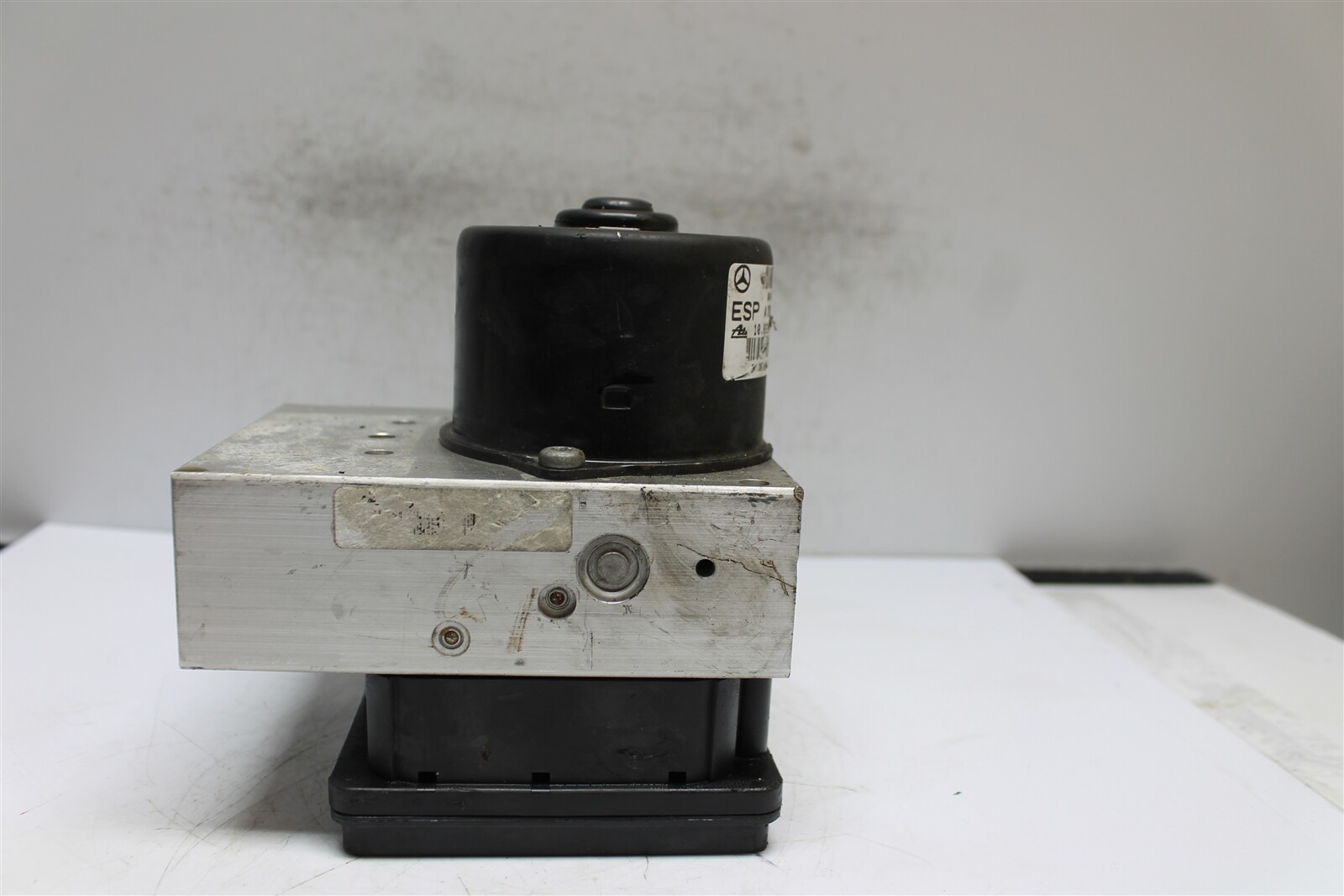 04-05 Mercedes C230 C240 ABS Antilock Brake Pump Control A0054312912 ...