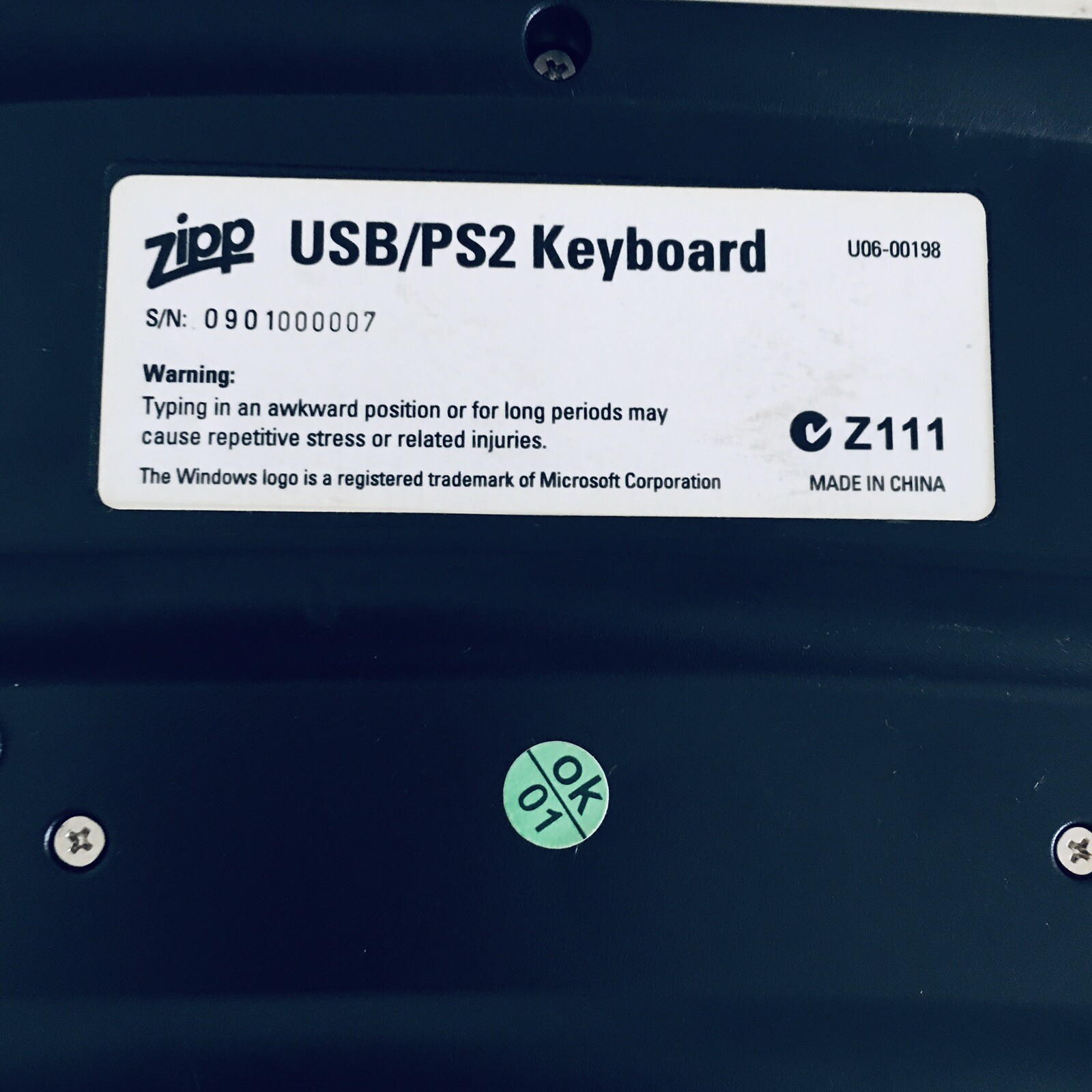 Zipp Keyboard PC Compatible Black Qwerty USB PS2 Windows Kick Stand U06 ...